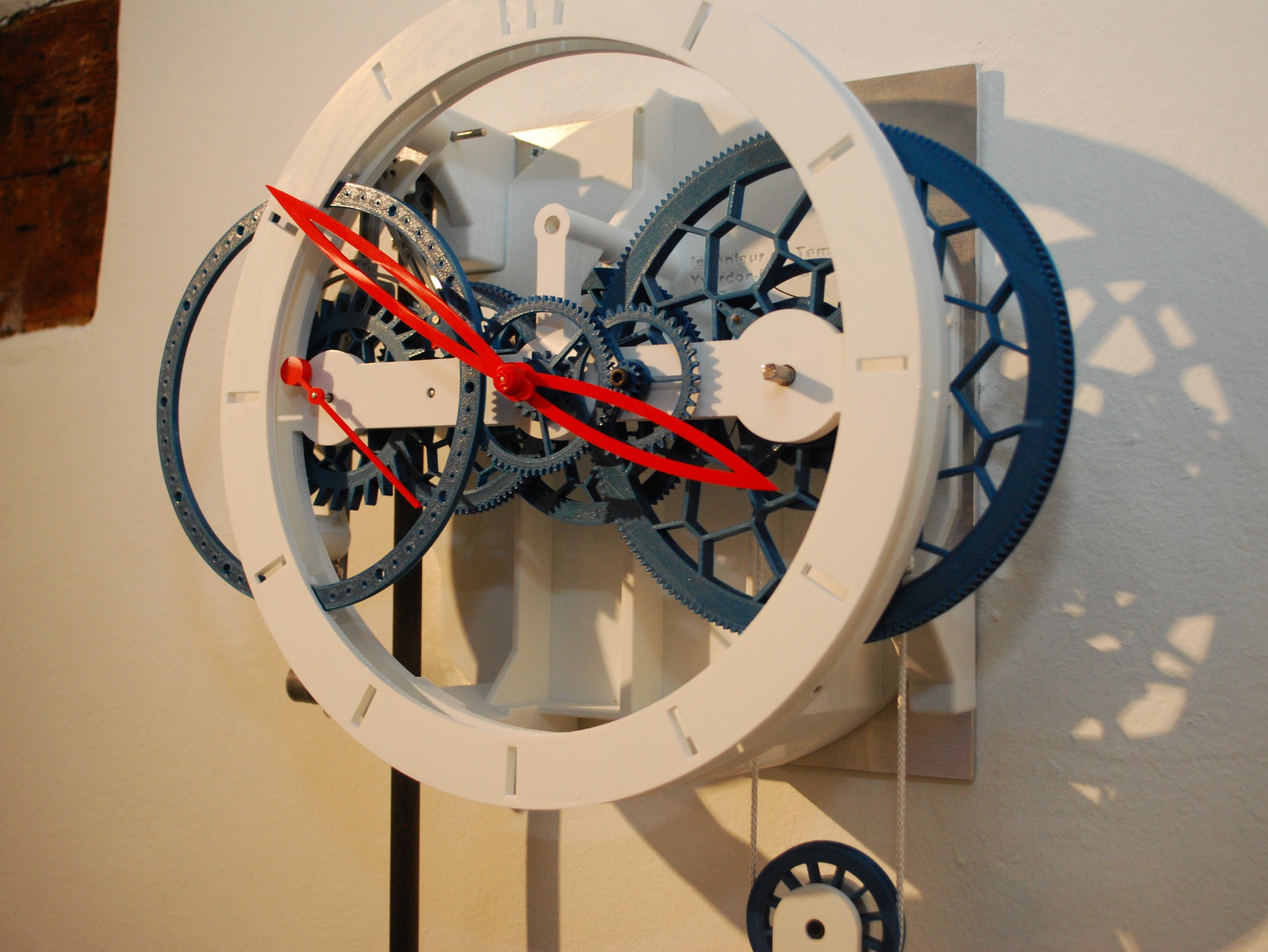 Introducing - The 3D-Printed Pendulum Clock From Ingénieur du Temps ...