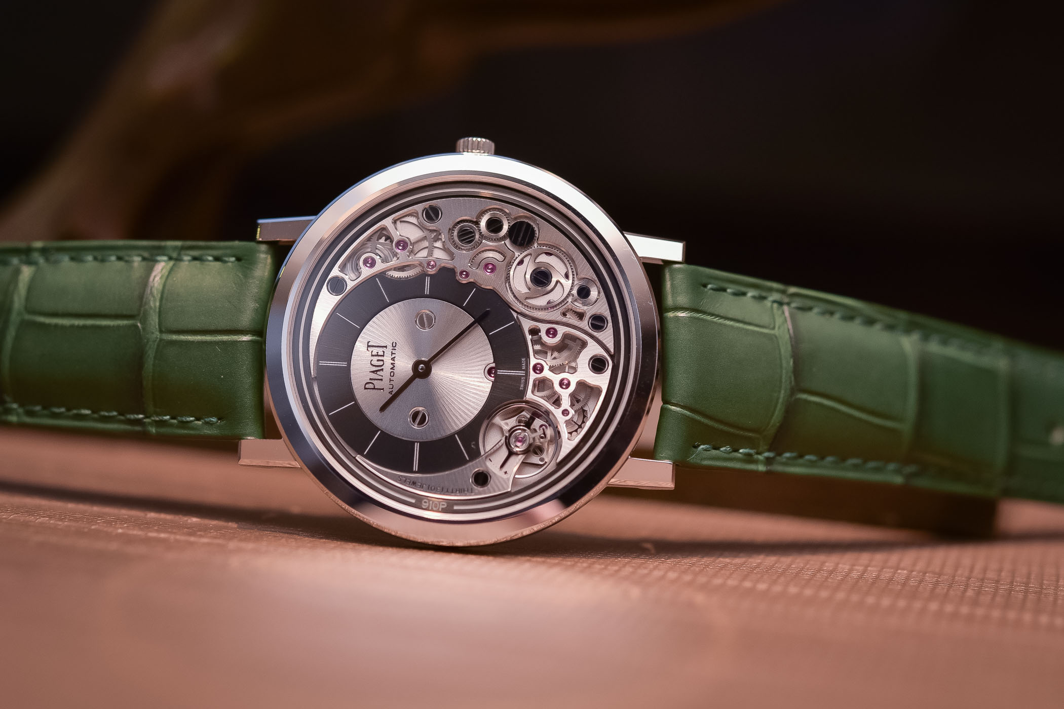 Piaget Altiplano Ultimate Automatic 910P - World's Thinnest Automatic ...