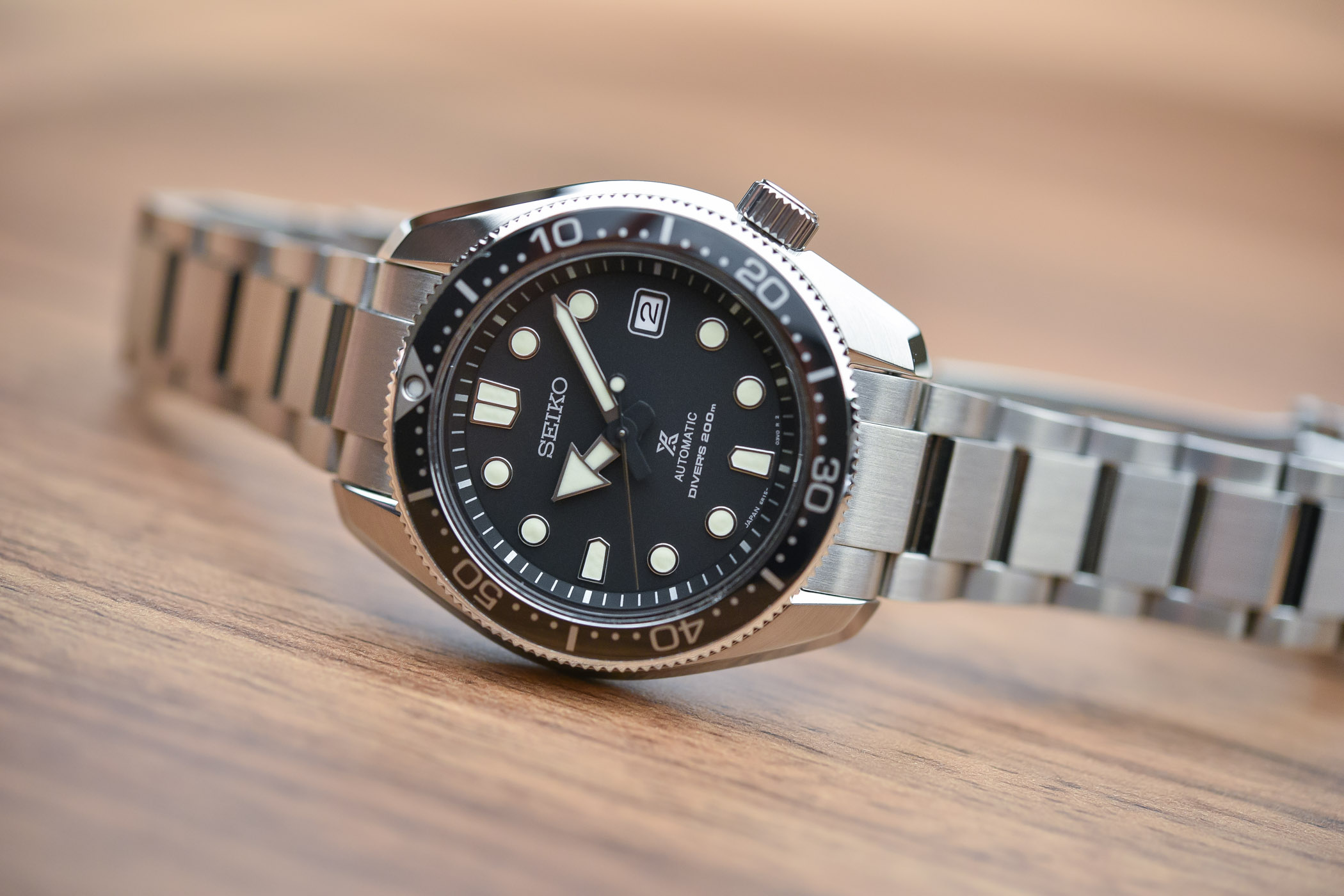 Seiko Prospex Diver 200m SPB077 - Review (Specs & price)