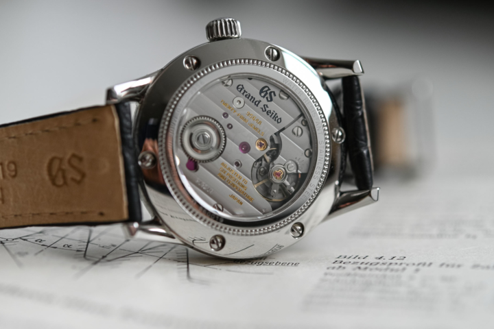 The Battle of Elegant Time-Only Watches Part 2 - Grand Seiko SBGW231 ...