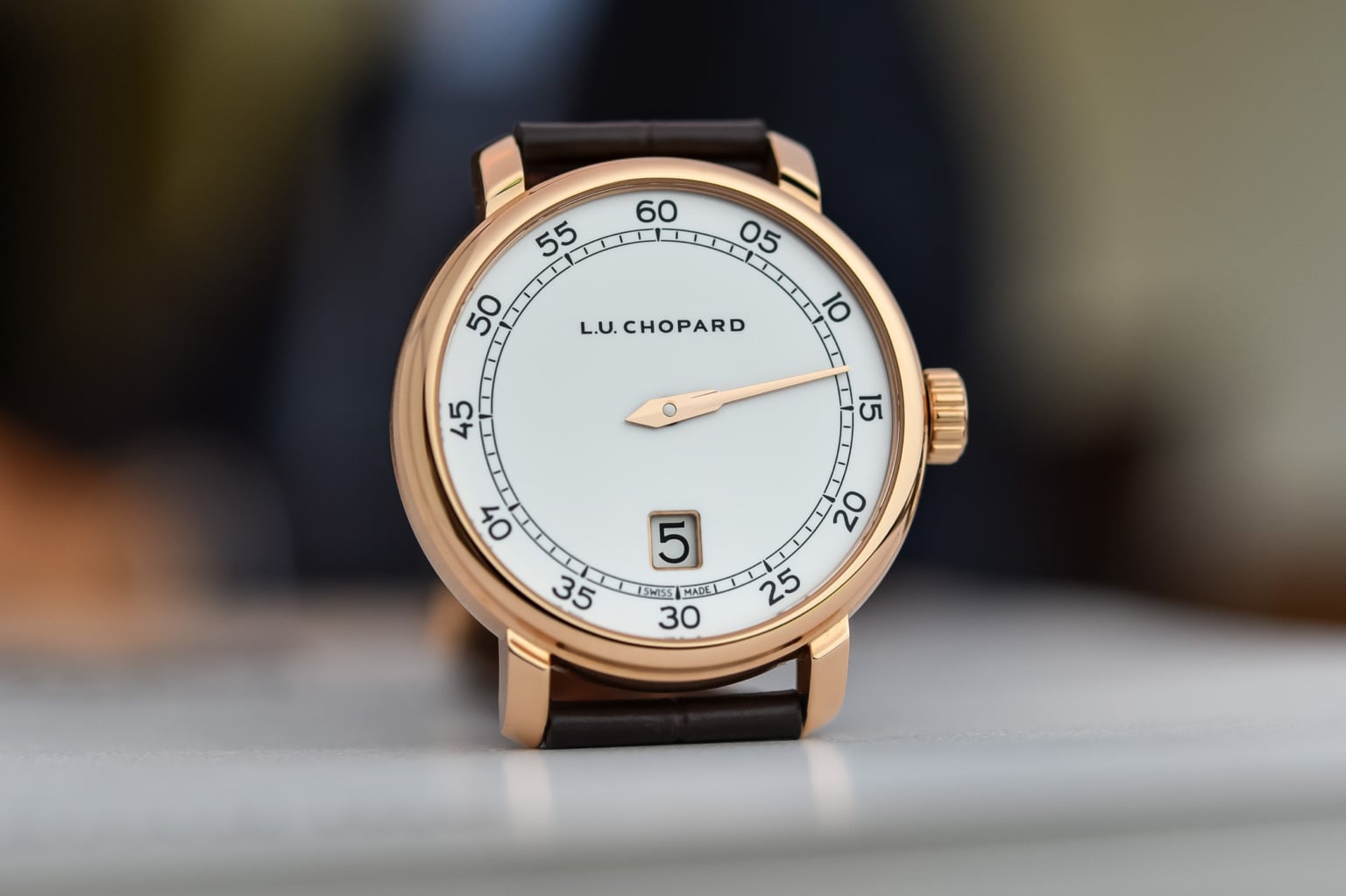 Buying Guide: A Collection Of 6 Tantalizing Jumping Hour Watches