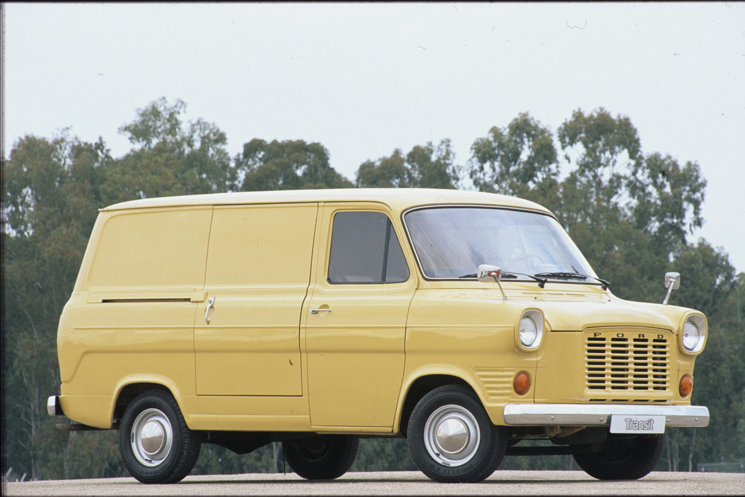 This week we take a look at some of the most insane vans ever created