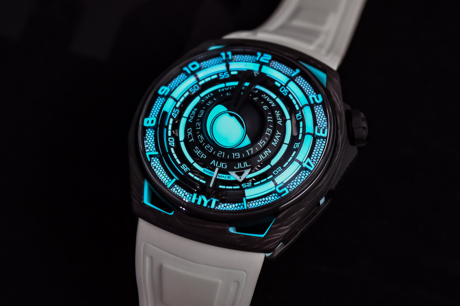 Hands-On - The New HYT Moon Runner White Neon (Specs & Price)