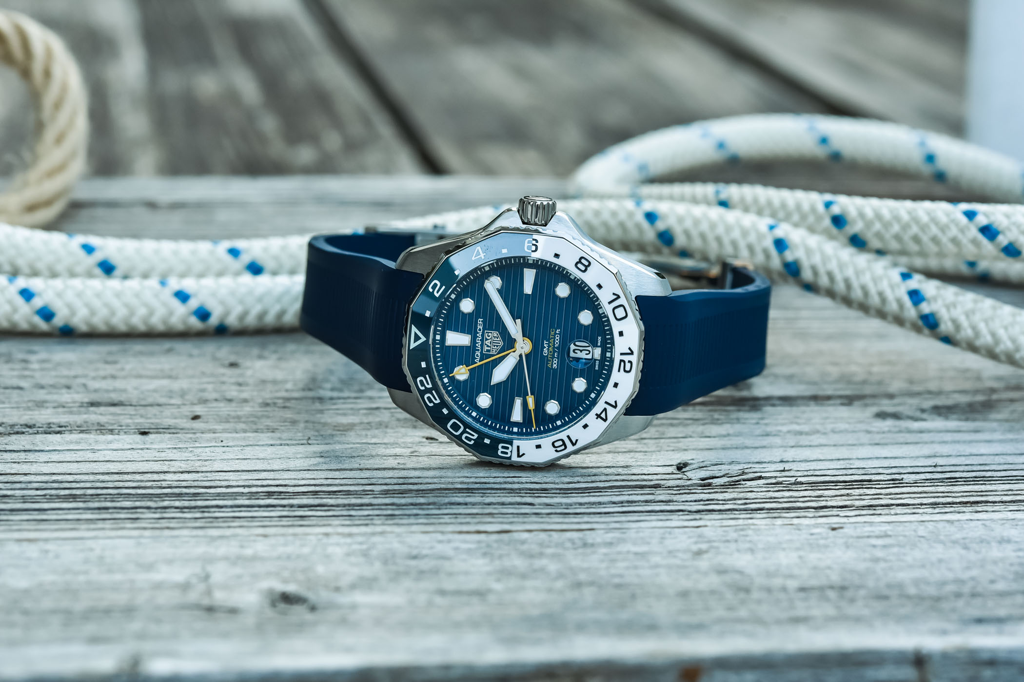 TAG Heuer Aquaracer Professional 300 GMT 2022 - Hand-On, Price