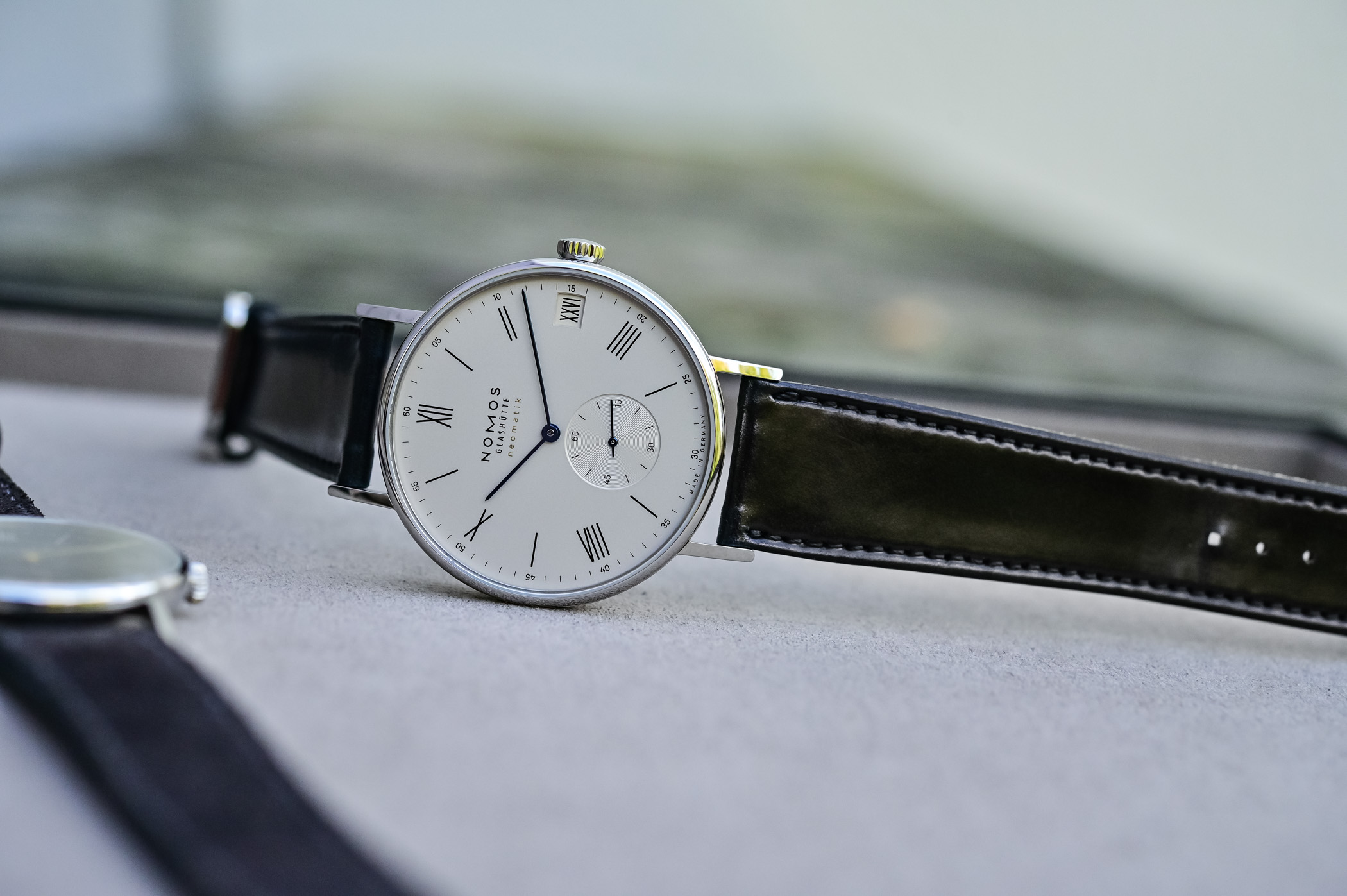 hands-On 2022 Nomos Ludwig neomatik 41 date Roman numerals