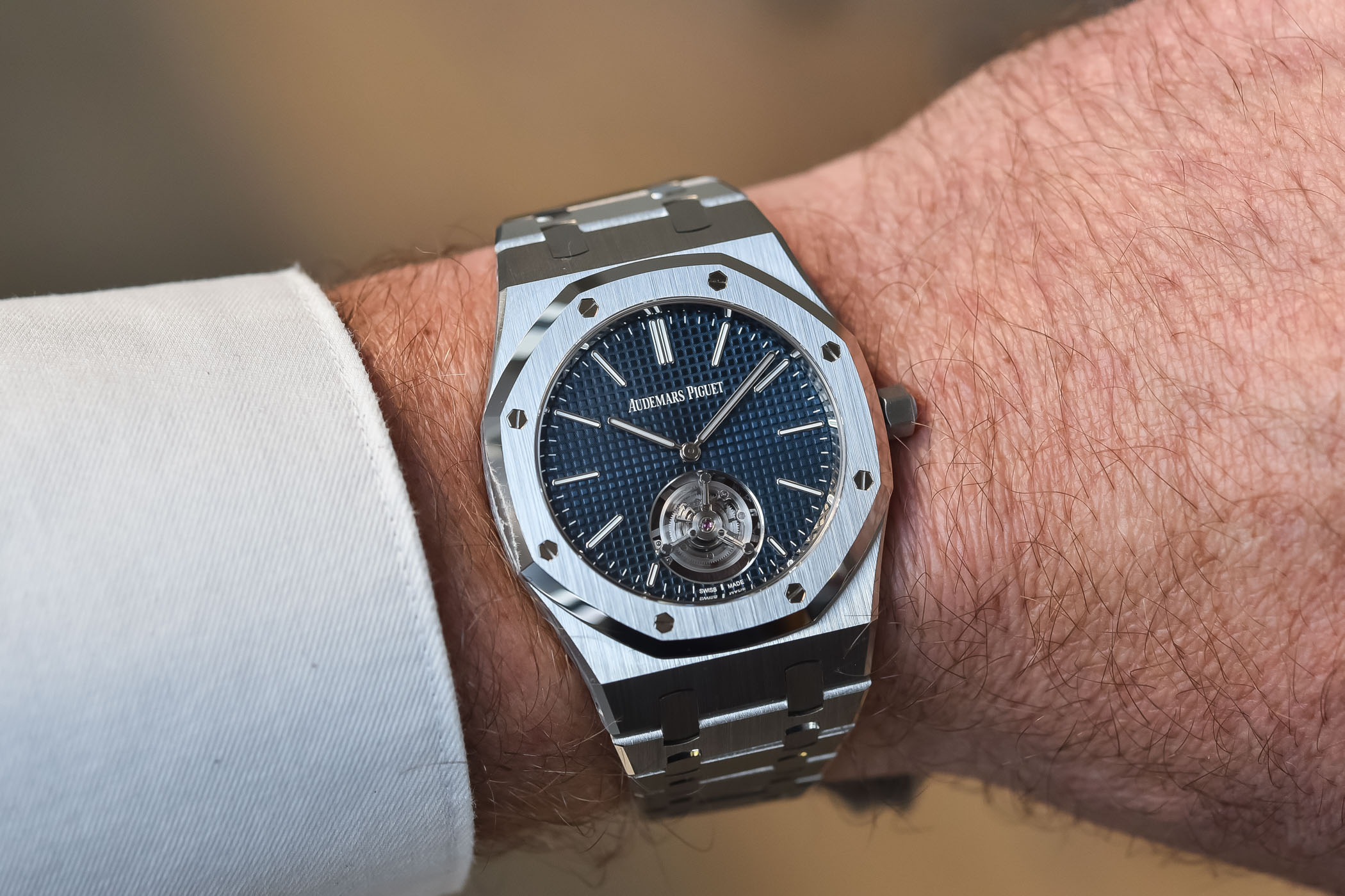 Hands-On Audemars Piguet Royal Oak Selfwinding Flying Tourbillon Extra ...