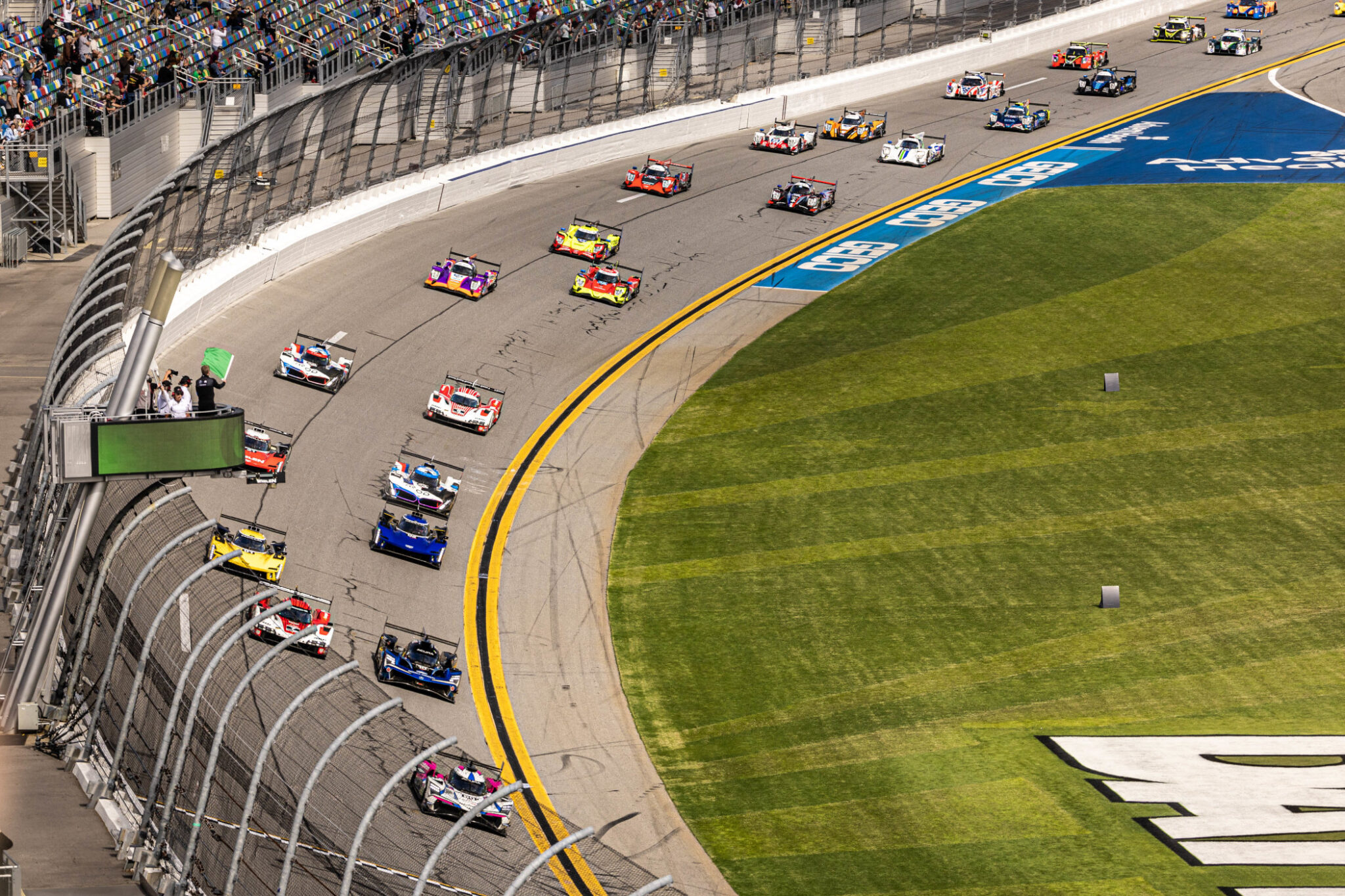 The Petrolhead Corner - Acura races to victory at Daytona