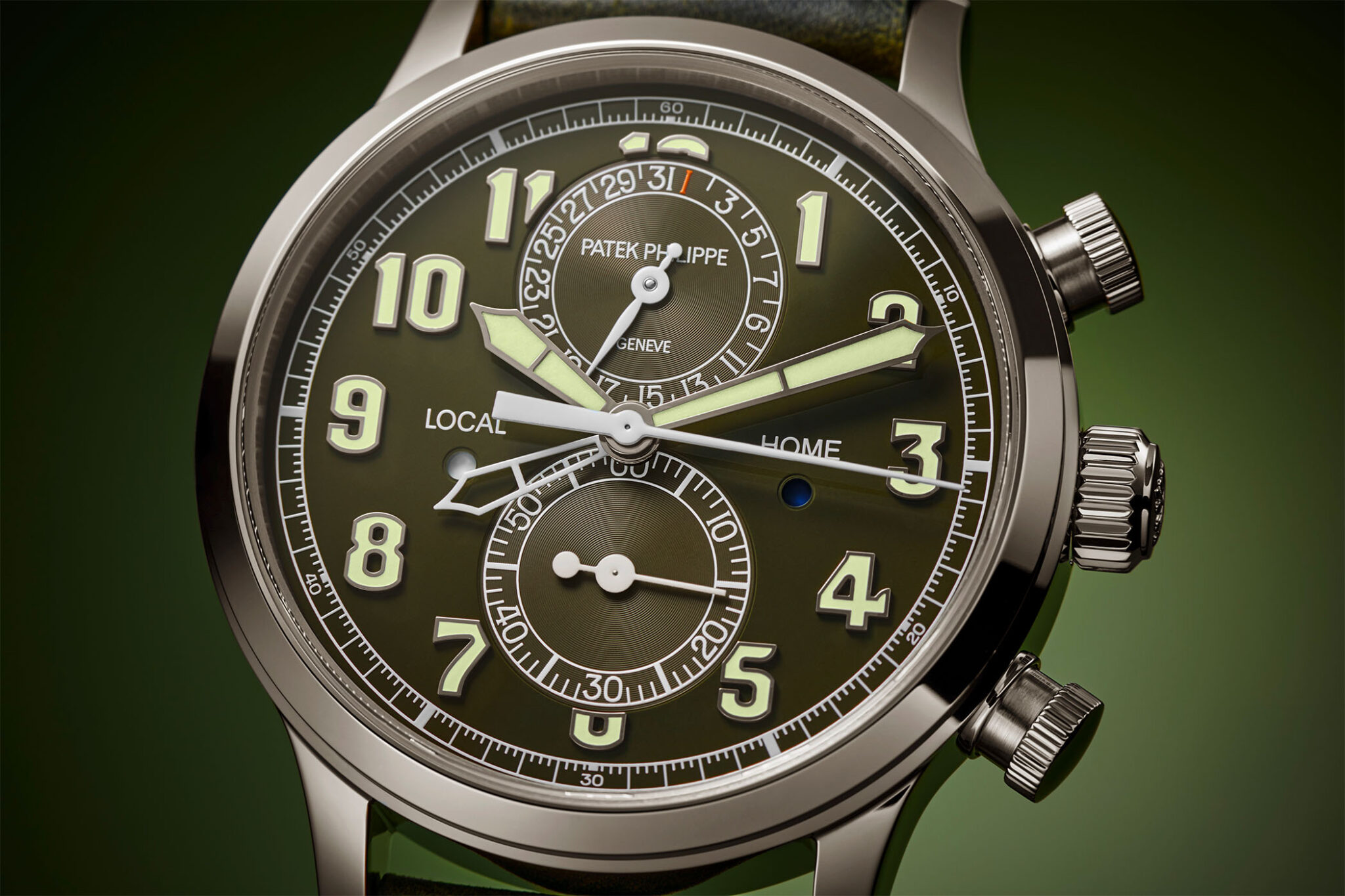 Introducing The Patek Philippe Calatrava Pilot Travel Time Chronograph ...