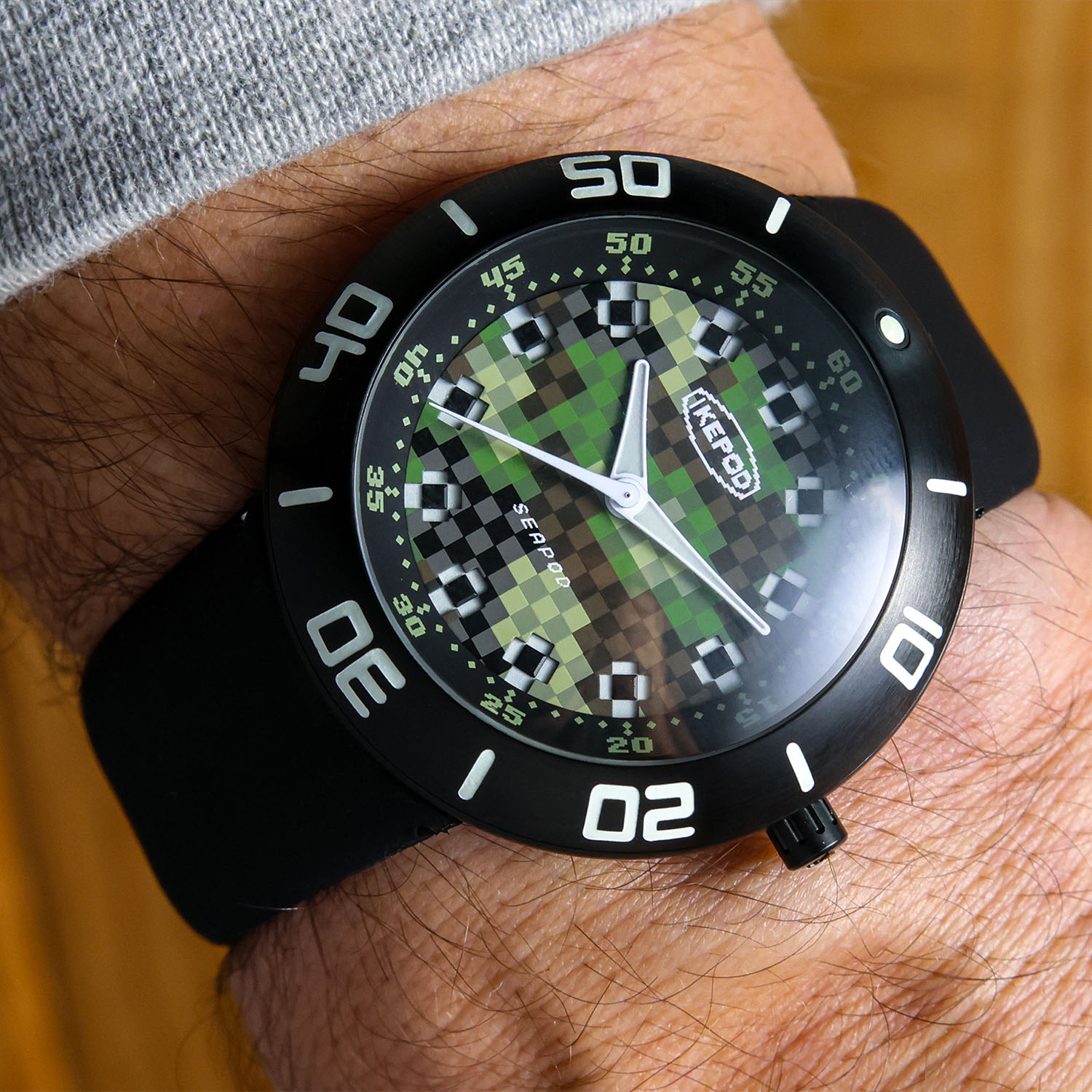 Introducing The Combat-Ready Ikepod Seapod Camo Pixel