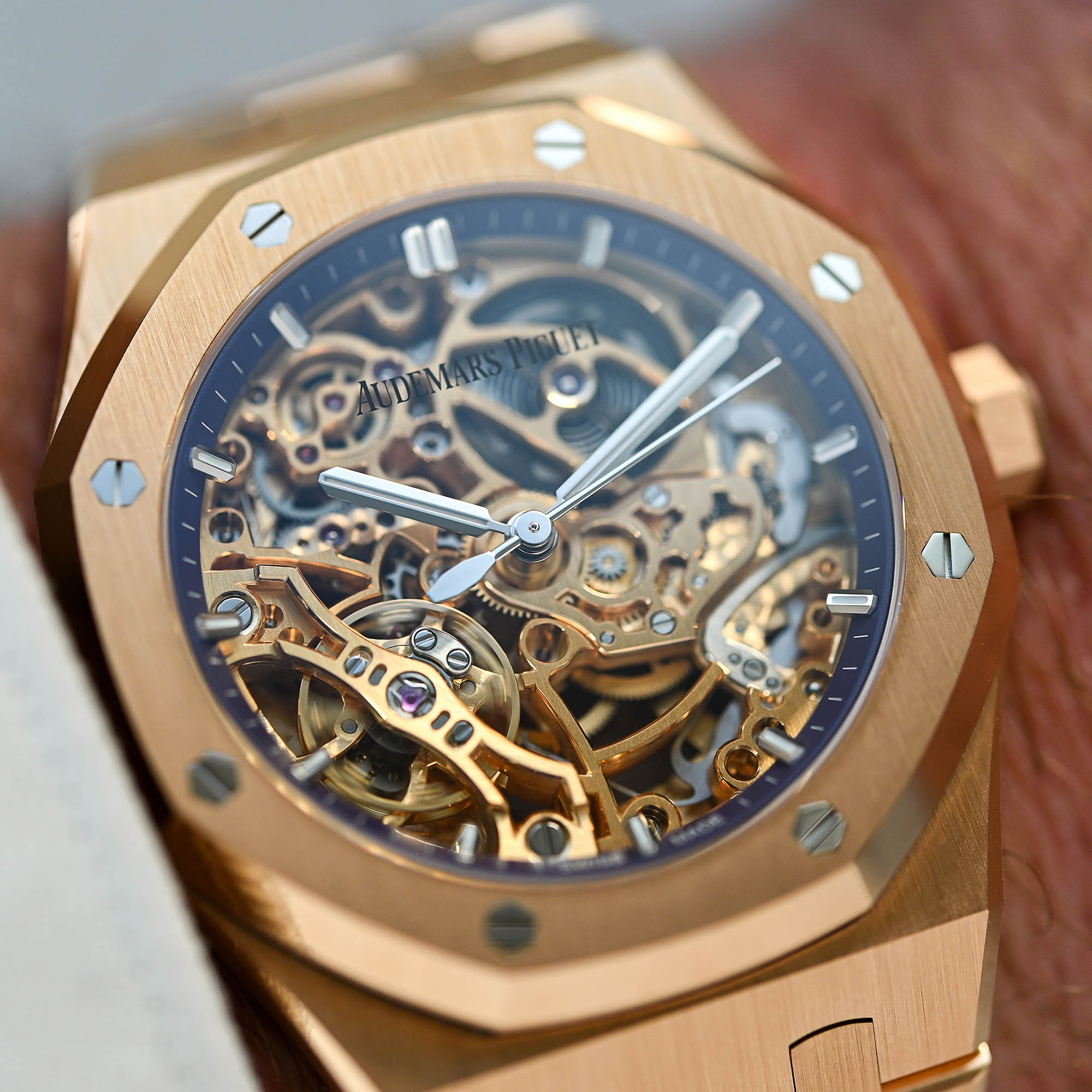 First Look: New Gold Versions of the AP Royal Oak Double Balance Wheel ...