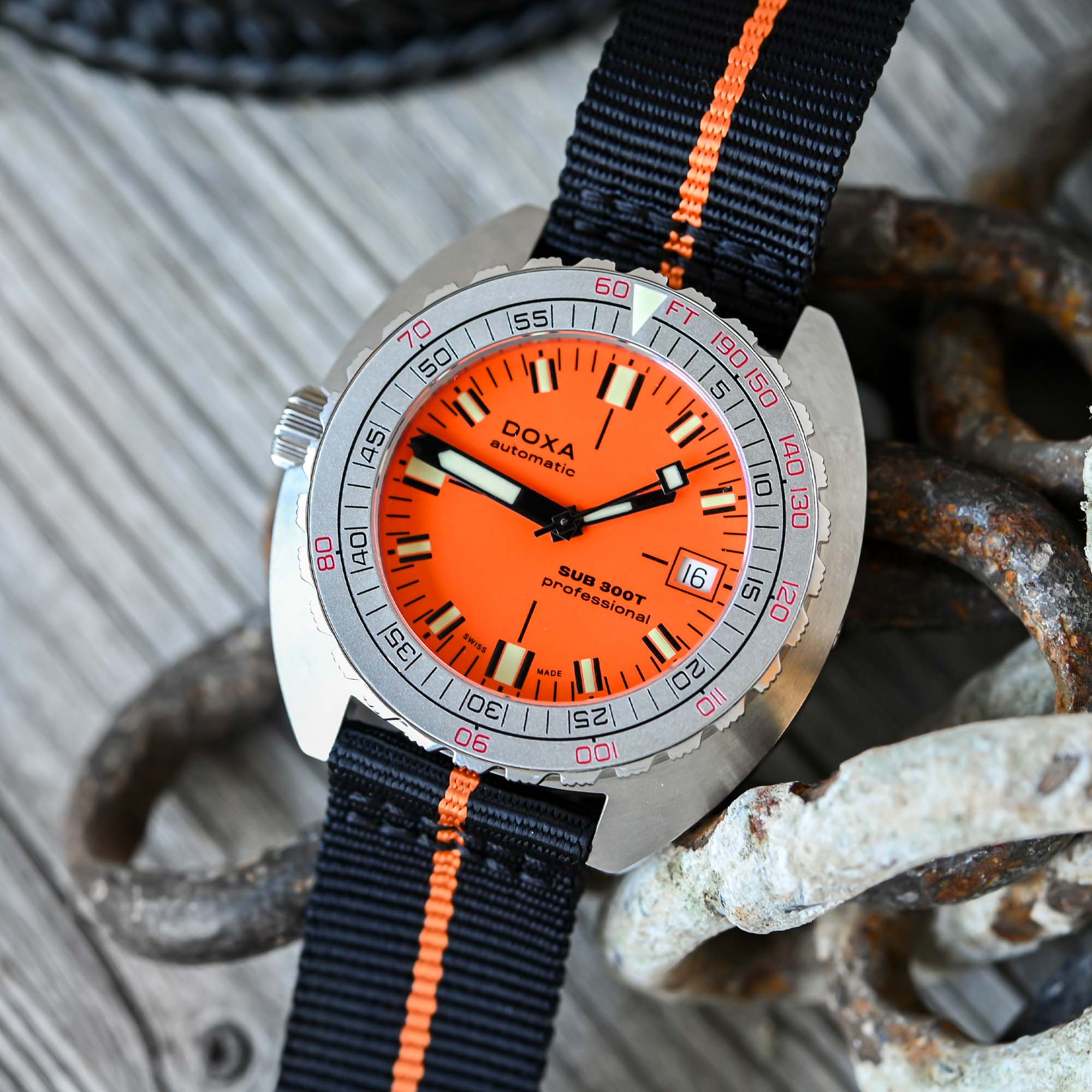 First Look: The Doxa SUB 300T Aristera, The Lefty Version of the ...