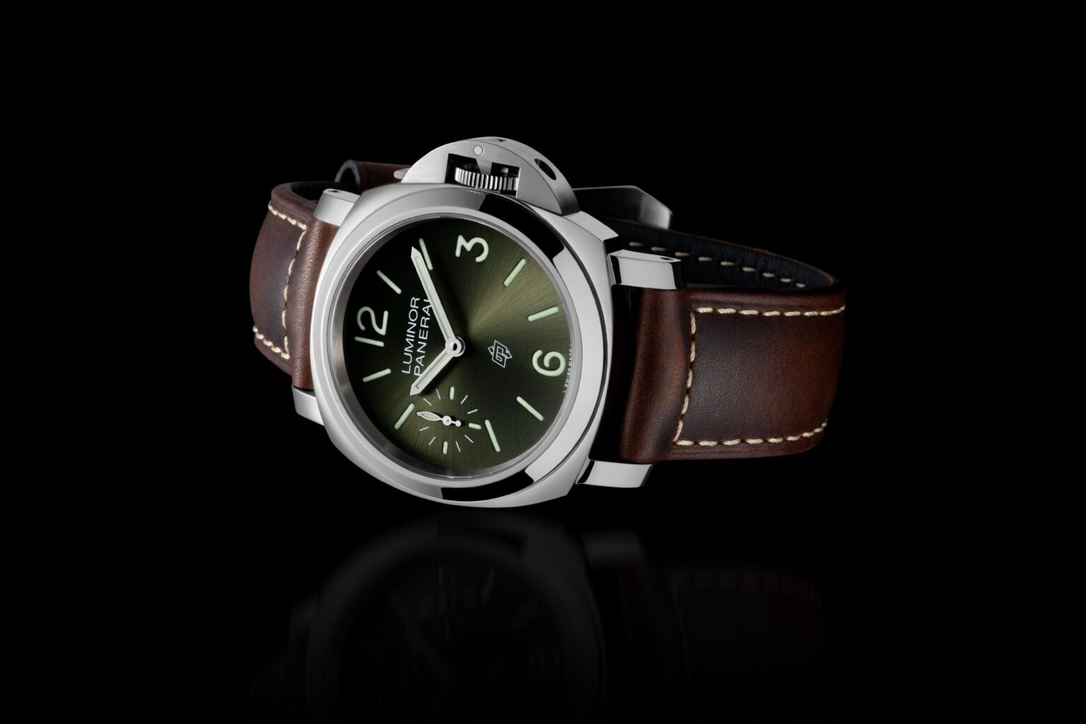 Introducing: The New Panerai Luminor Logo 44mm PAM01624