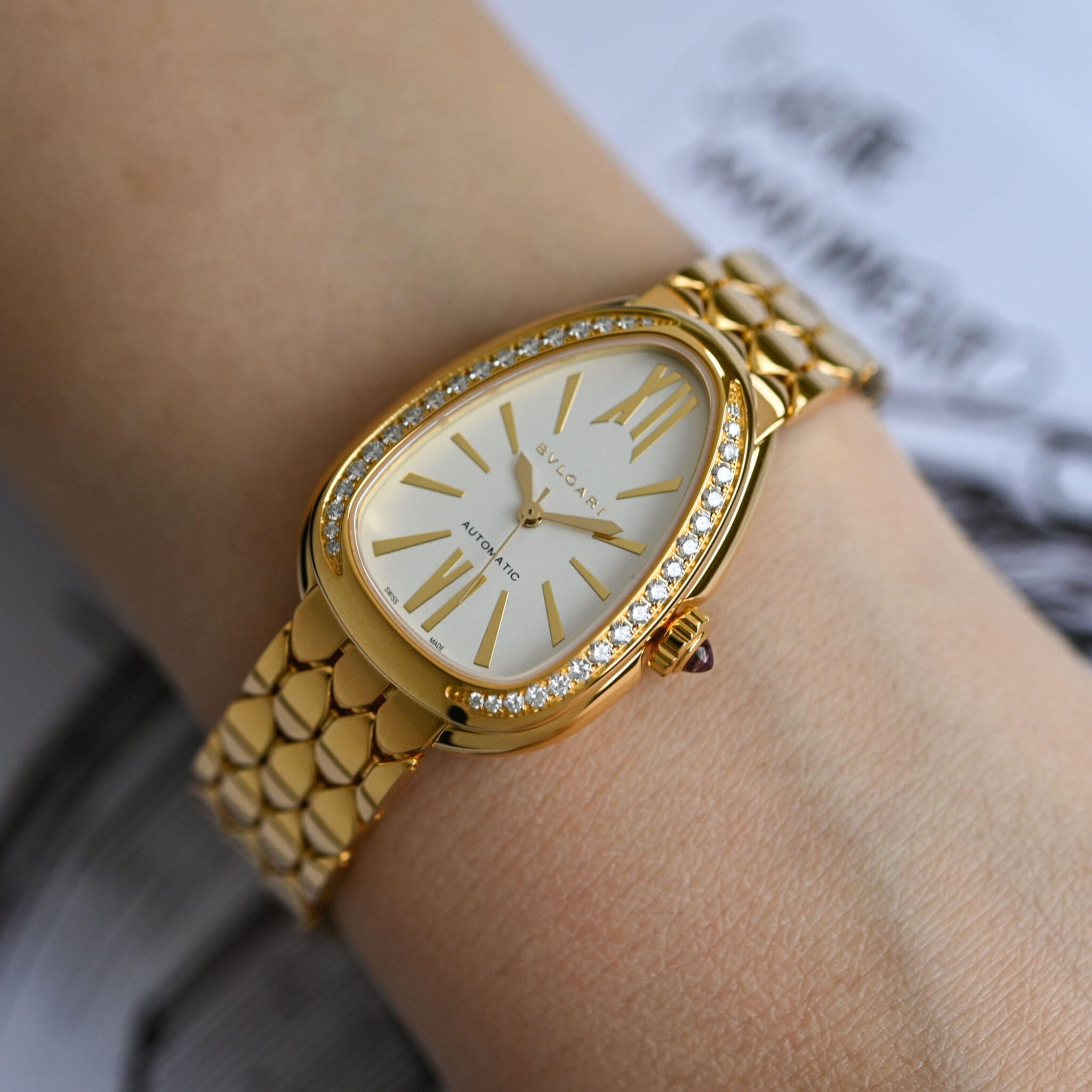 First Look: The New Bulgari BVS100 Lady Solotempo Automatic Debuts ...