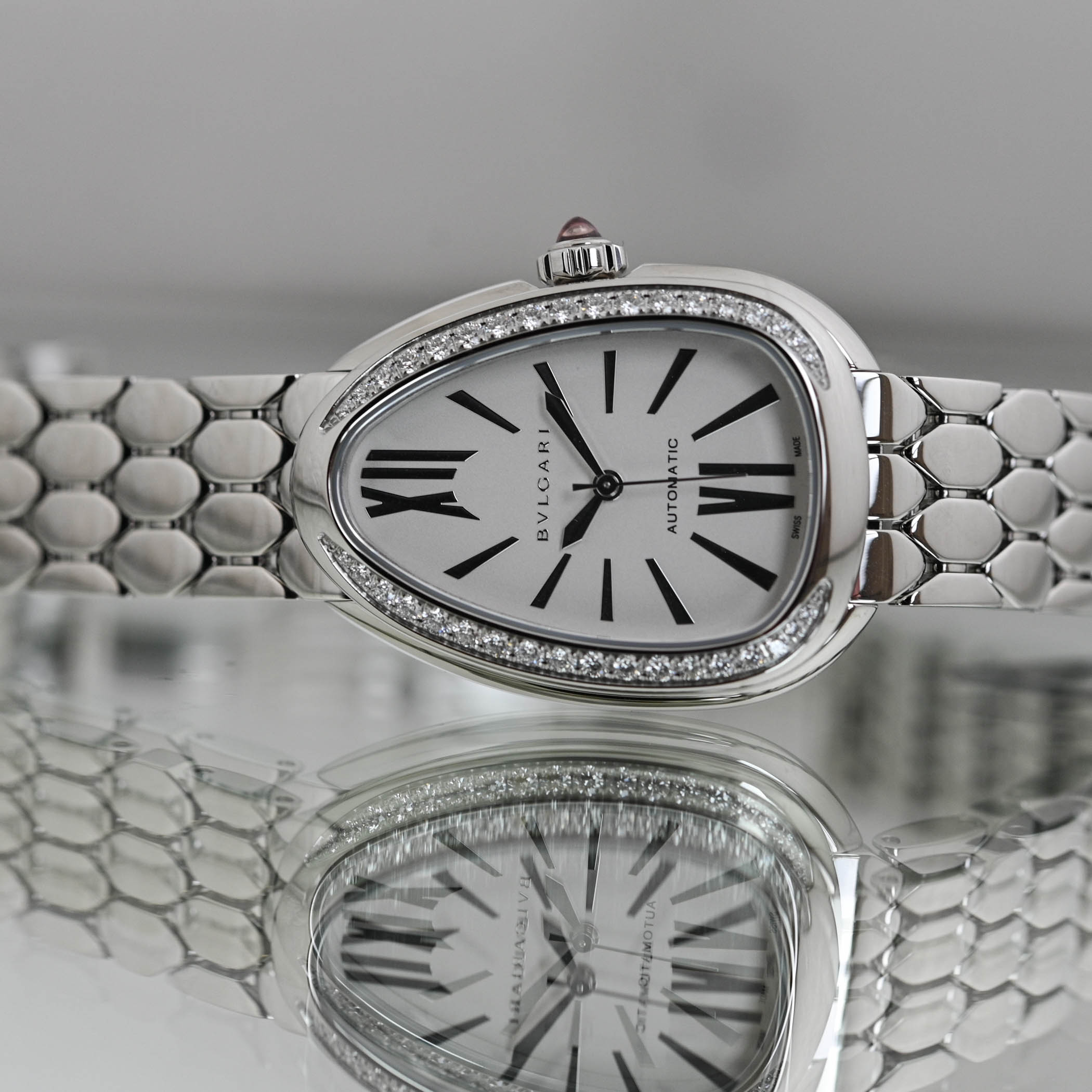 First Look: The New Bulgari BVS100 Lady Solotempo Automatic Debuts ...
