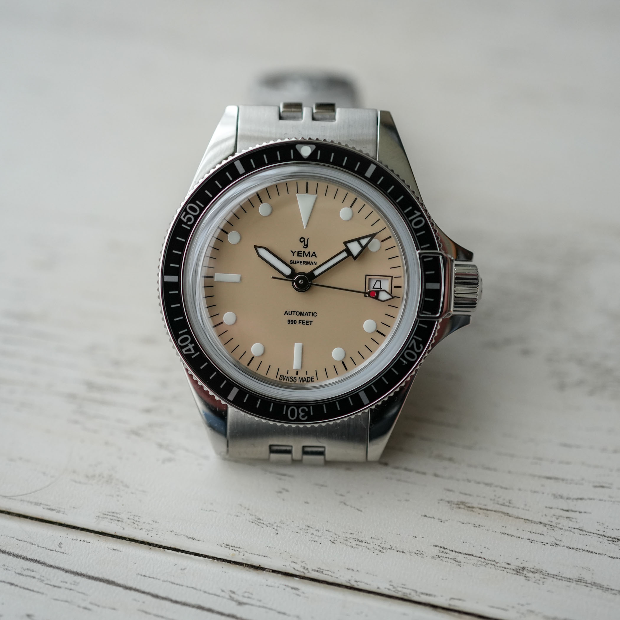 First Look: The new Entry-Level Yema Superman Swiss Edition, Back to ...