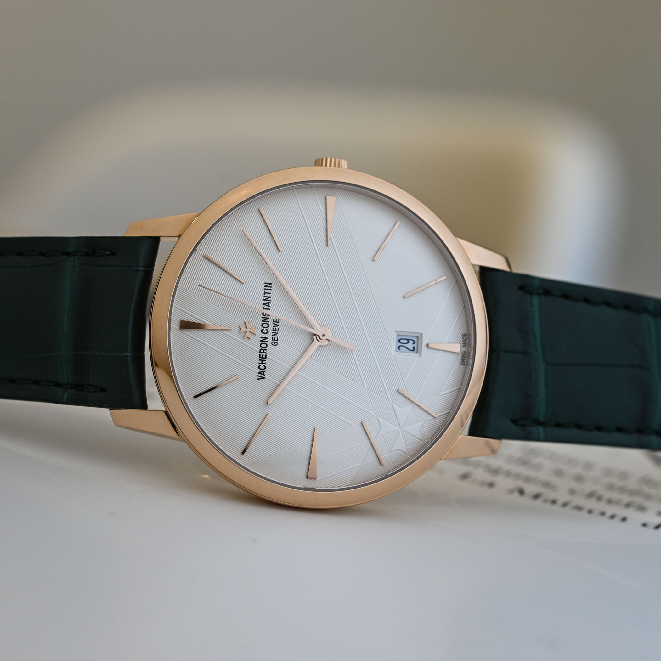 First Look: The Vacheron Constantin Traditionnelle and Patrimony 270th ...