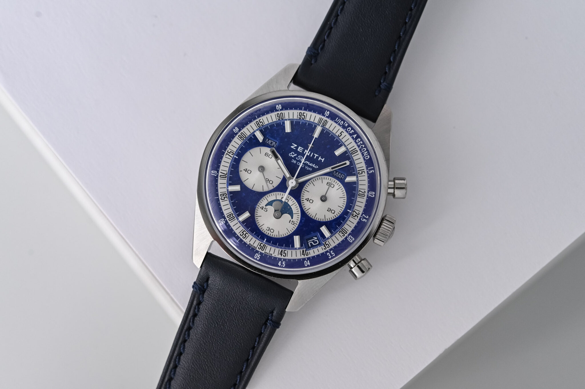 First Look: The New Zenith Chronomaster Original Triple Calendar Lapis ...