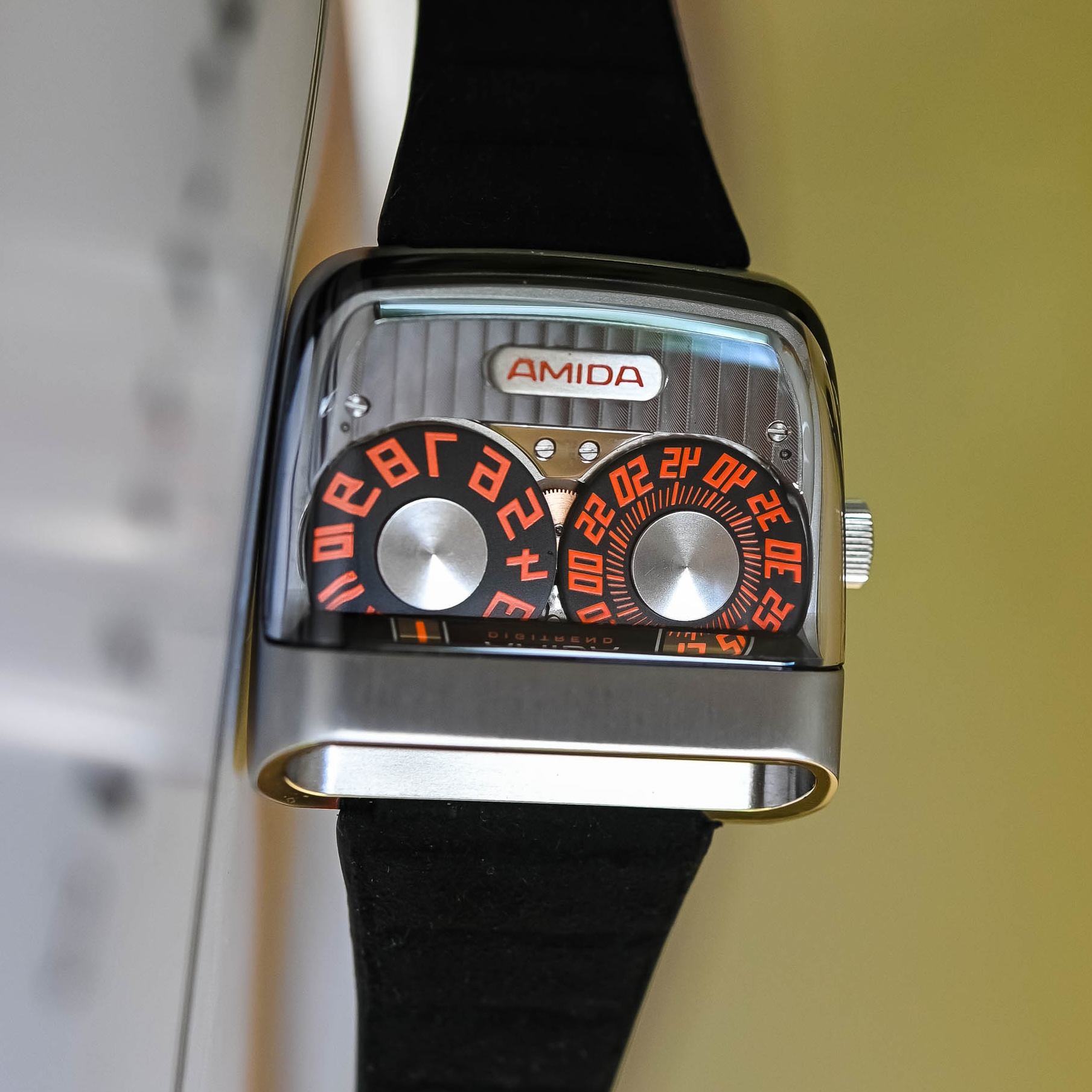 First Look: The New Amida Digitrend Open Sapphire Reveals All Its Tricks