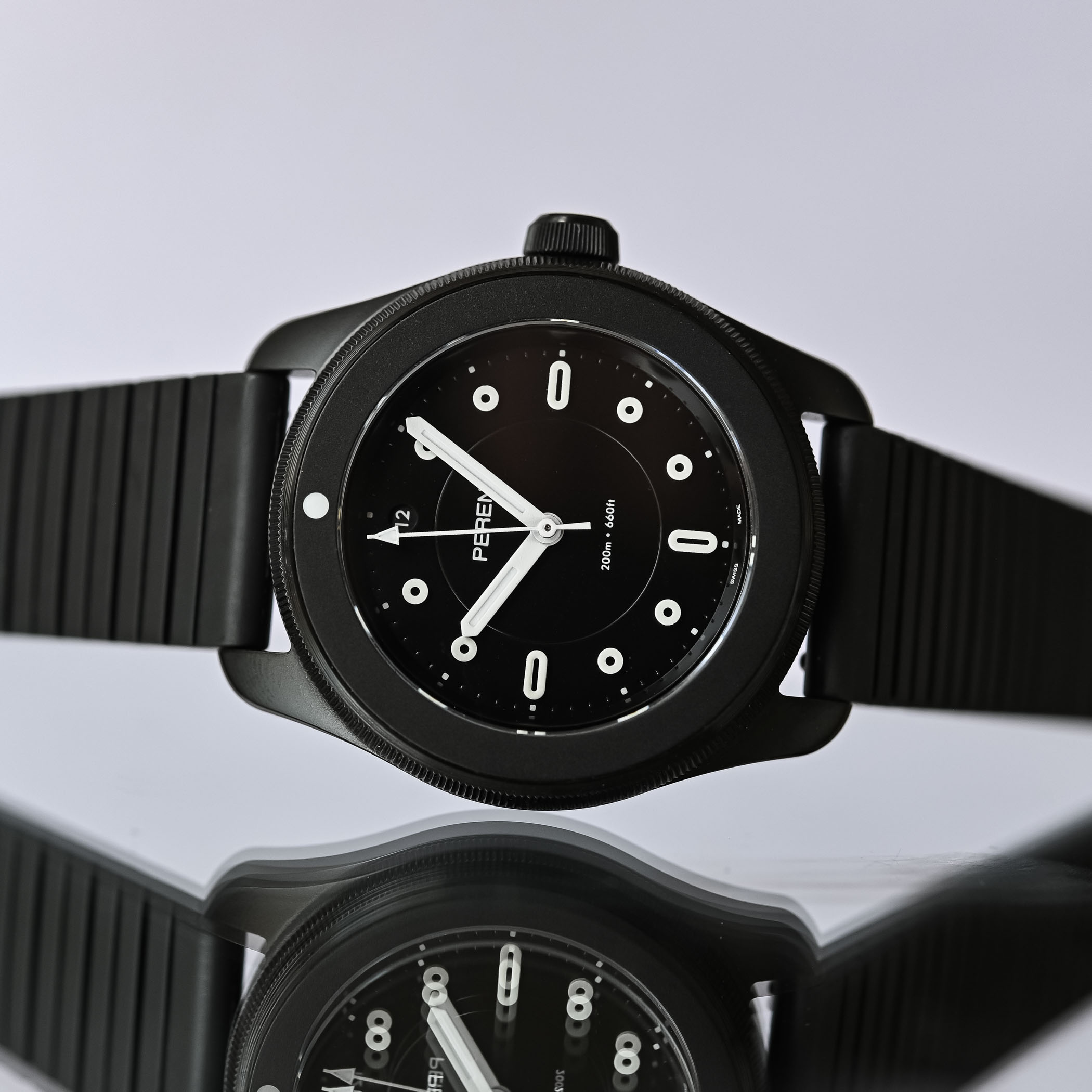 First Look: The new Peren Regia Lunar Eclipse Dark Diver