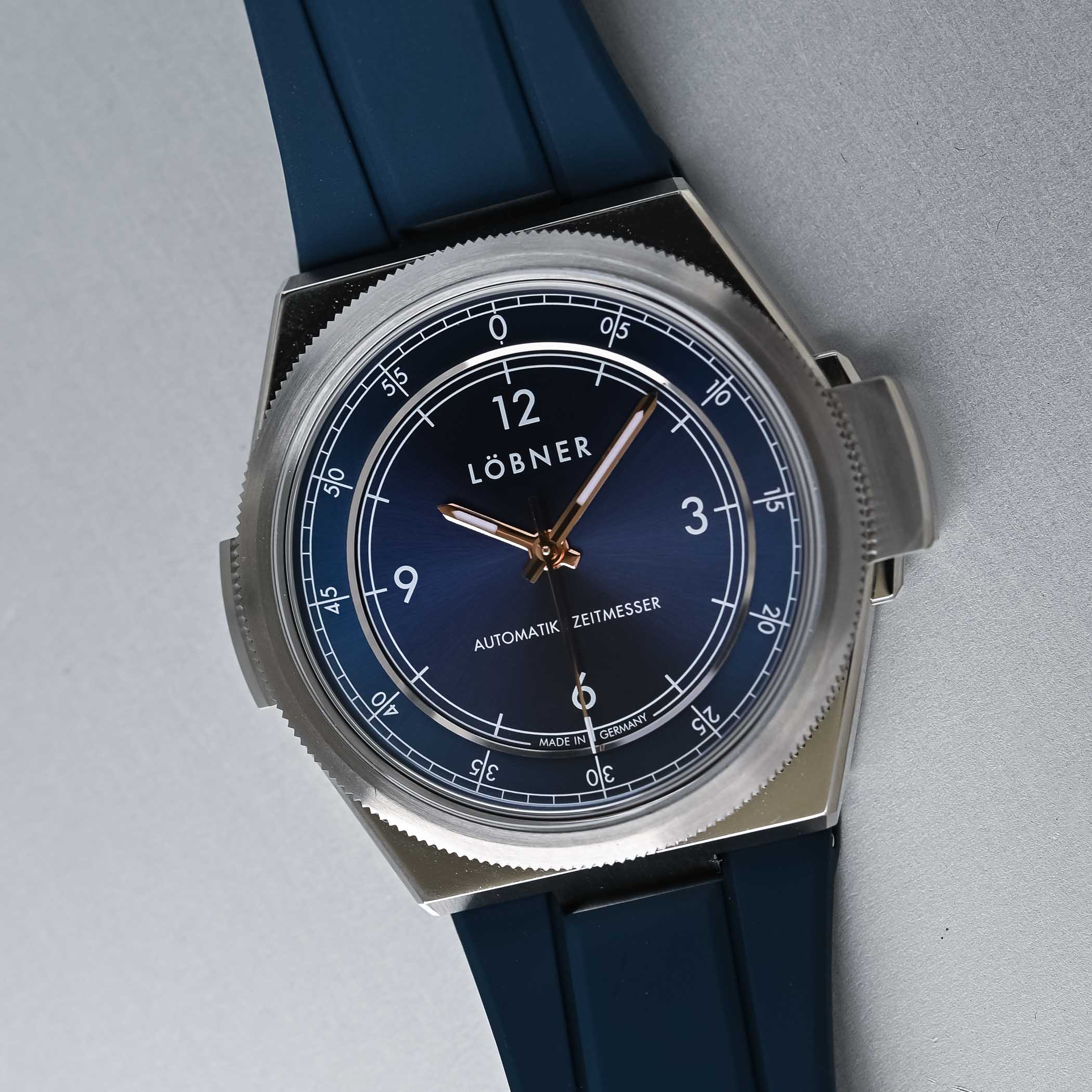 Hands-On: The Singular Löbner Sledge Sports Watch