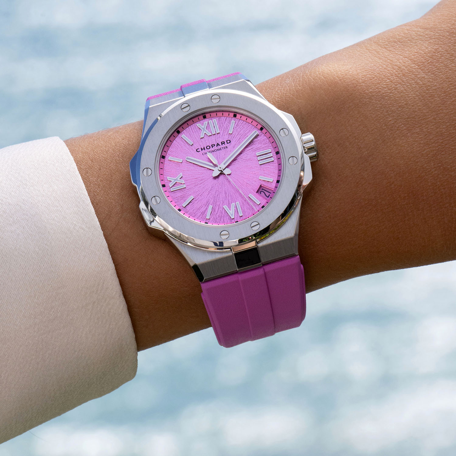 Introducing: The Bold Summer Tones of the Chopard Alpine Eagle 41 Beach ...