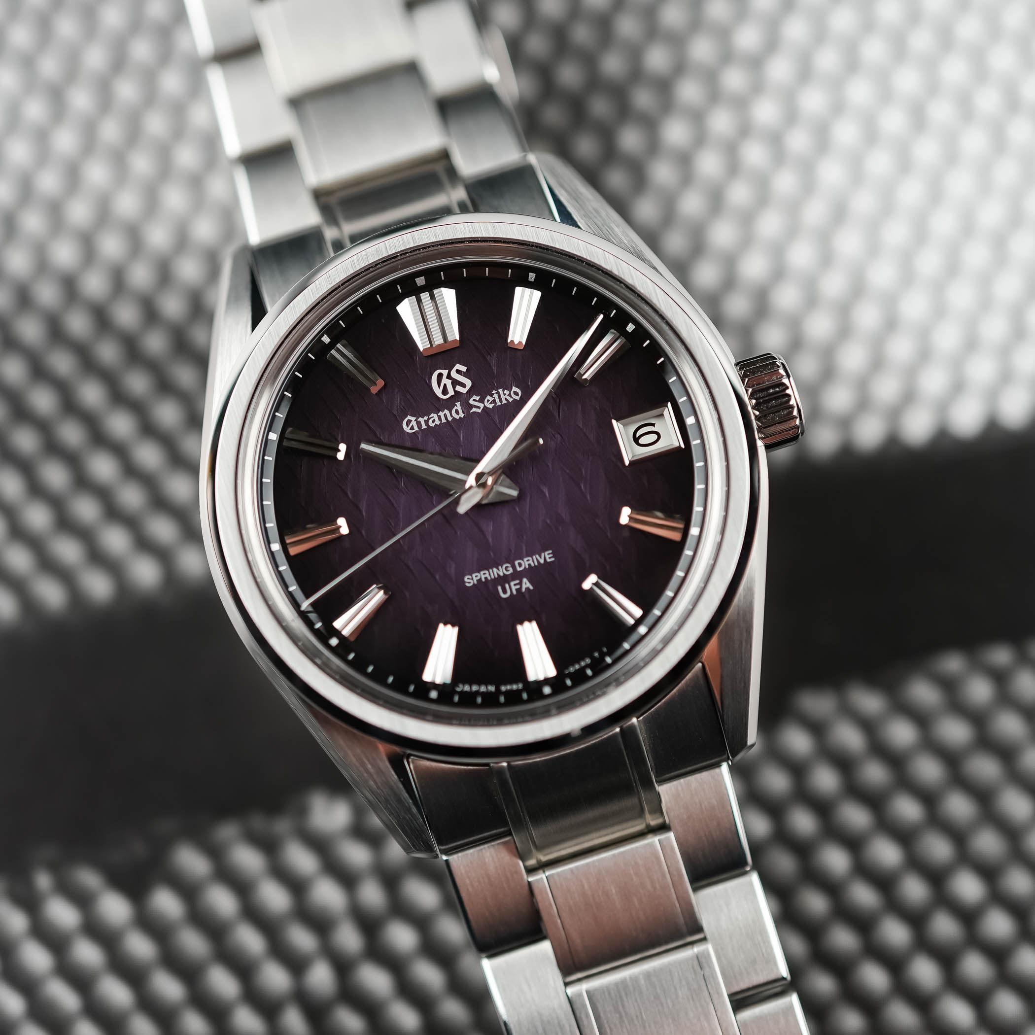 First Look: Steel and Purple Dial for the Grand Seiko Spring Drive UFA ...