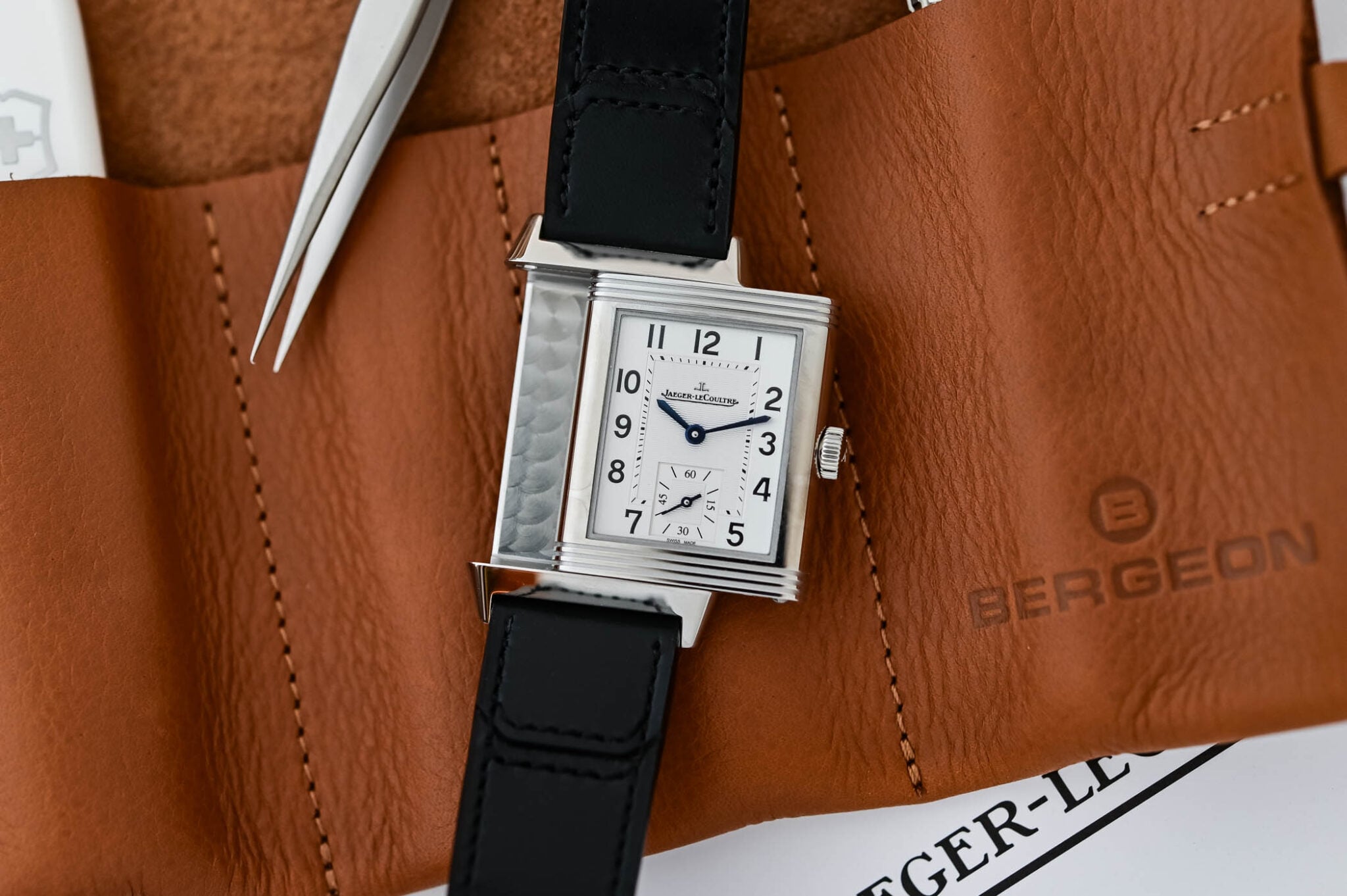 First Look: The new Mid-Size Jaeger-LeCoultre Reverso Classic Monoface ...