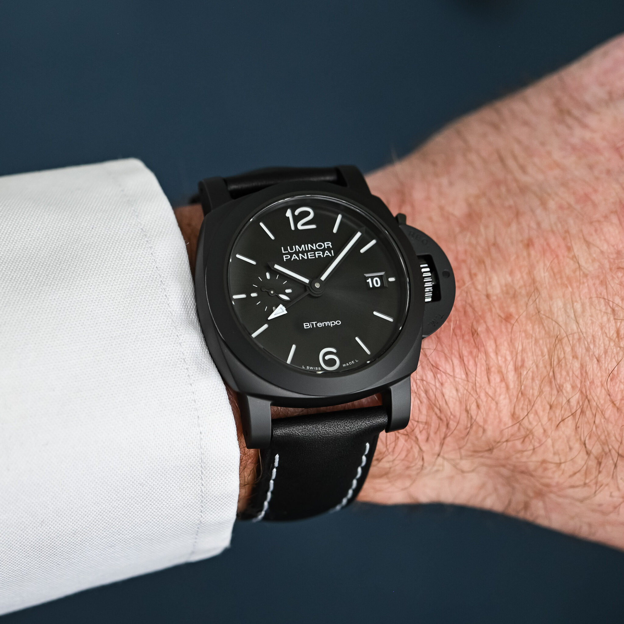First Look: The New Luminor GMT Ceramica 40mm PAM01460, The First-Ever ...