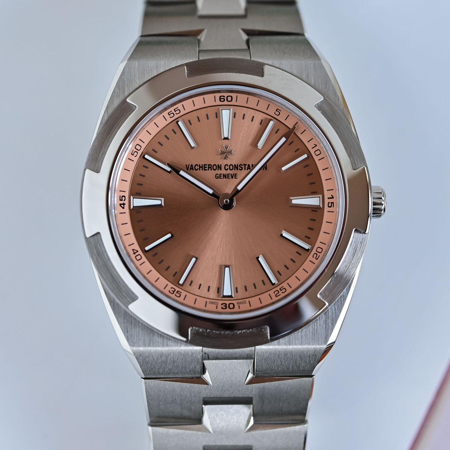 Recap: The Integrated Bracelet Watch Trend Keeps Going Strong, With ...