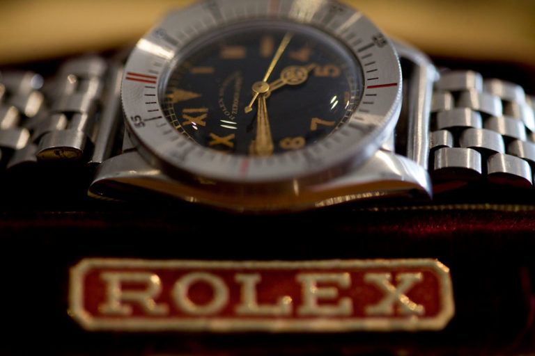 An ULTRA-Rare Rolex Hits The Auction Block! Where’s The “BUY IT NOW ...