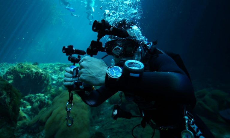 Value Proposition: Deep Blue Master 2000 Diver - 10 Years Limited ...