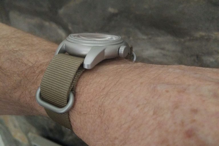 Hemel Track Watch - Value Proposition Review (Specs & Price)