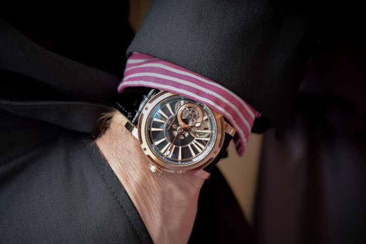 Louis Moinet Metropolis - Hands-On Review (Specs & Price)