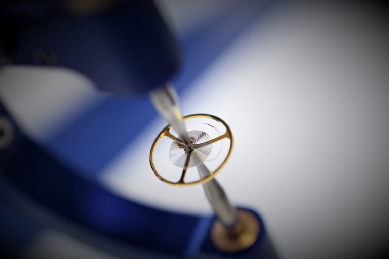 A Technical Perspective - A Guide To The Hairspring