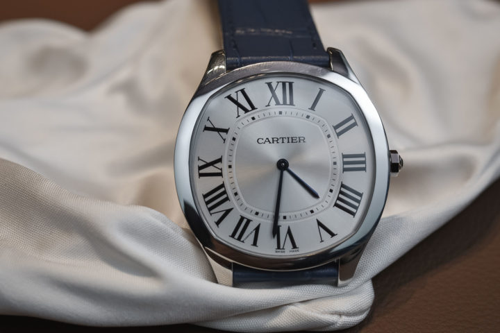 Hands-On - Cartier Drive de Cartier Extra Flat in Steel (Specs & Price)