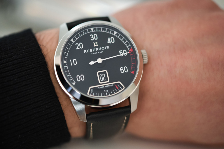 Review - Reservoir Supercharged Sport Jumping Hours/Retrograde Minutes ...