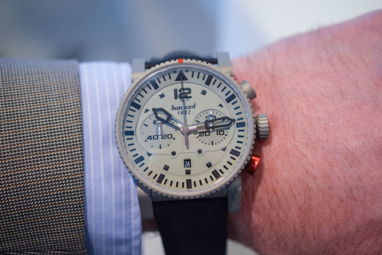 Hanhart Primus Monochrome Pilot - Hands-On (Specs & Price)