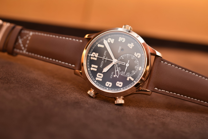 Review - Patek Philippe Calatrava Pilot Travel Time 5524R (Specs & price)