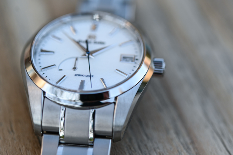 Grand Seiko Spring Drive Snowflake Titanium SBGA211 | REVIEW