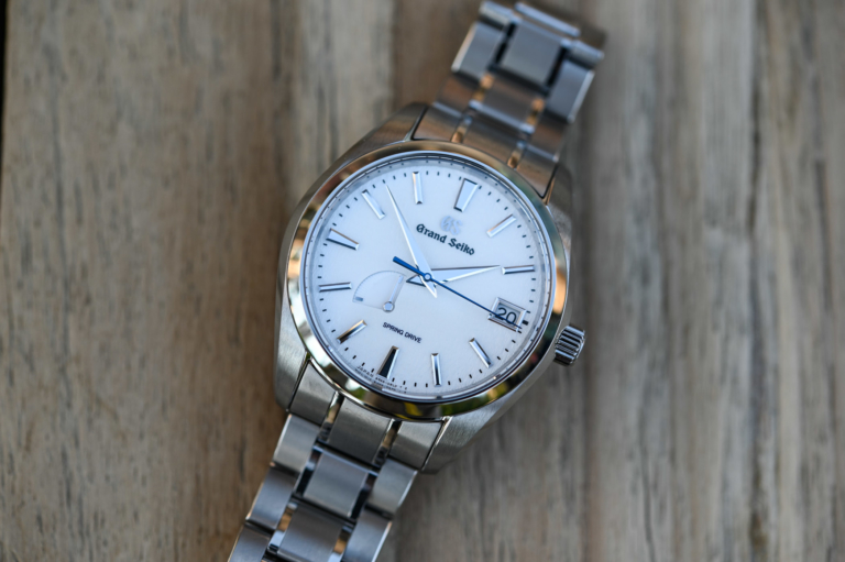 Grand Seiko Spring Drive Snowflake Titanium SBGA211 | REVIEW