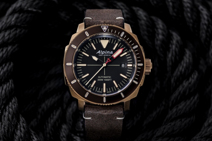 Alpina Seastrong Diver 300 Heritage Dive Watch - Hands-On Review, Price