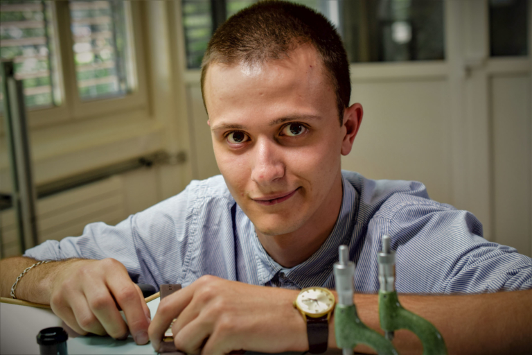 Introducing - Antonin Falk Jumping Hours and Retrograde Minutes Montre ...