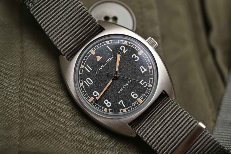 Hamilton Khaki Pilot Pioneer Mechanical Reedition W10 - Hands-On, Specs ...