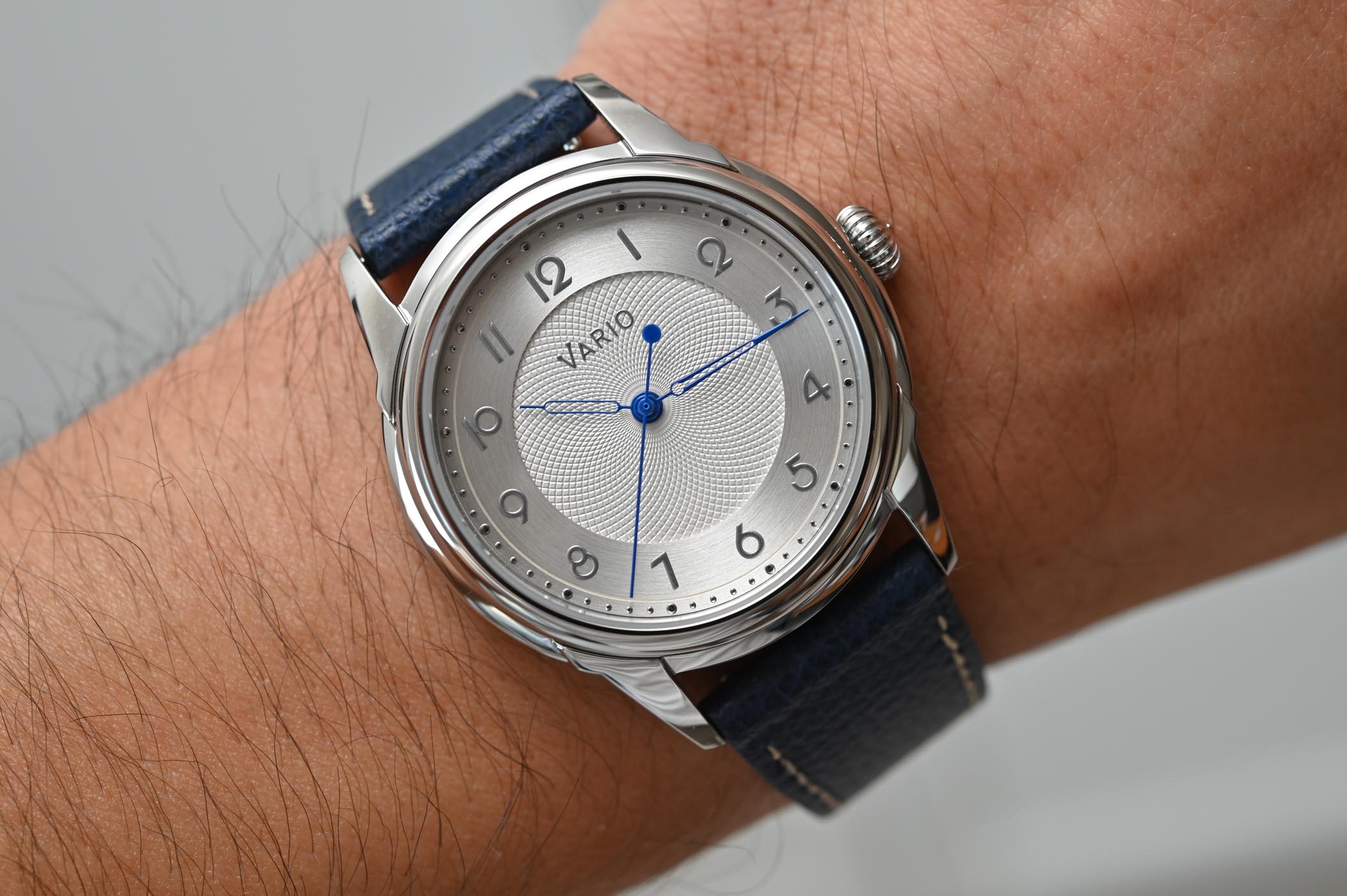 Vario Empire Automatic - Value Proposition Review (Specs & Price)