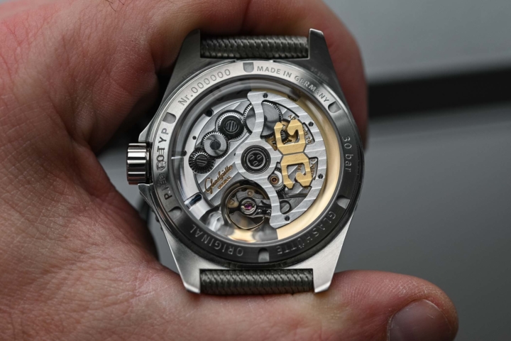 Glashütte Original SeaQ Panorama Date - Dive Watch Review (Specs & Price)