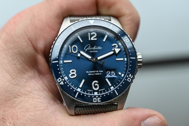 Glashütte Original SeaQ Panorama Date - Dive Watch Review (Specs & Price)