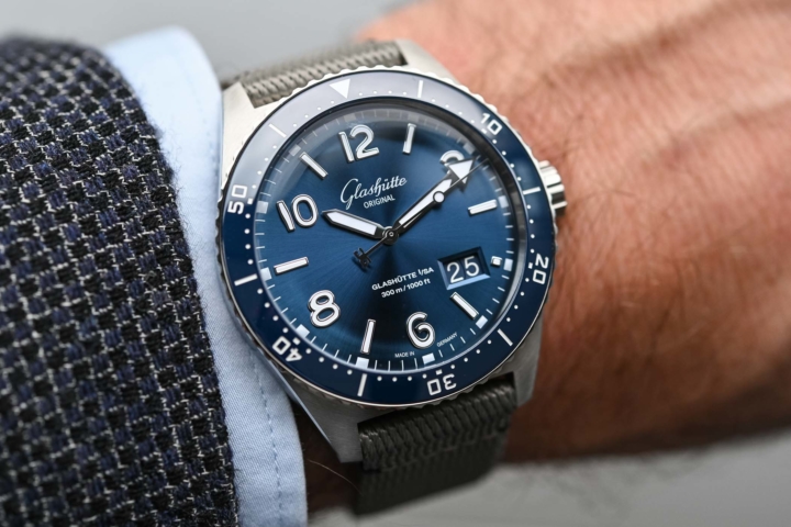 Glashütte Original SeaQ Panorama Date - Dive Watch Review (Specs & Price)
