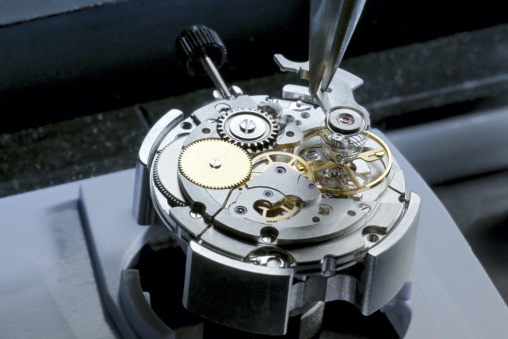 In-Depth: The History of the ETA 2824, The Mundane Calibre that shaped ...