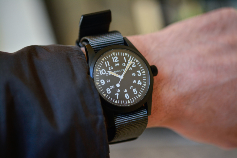 Hamilton Khaki Field Mechanical 38mm Black PVD // Review, price