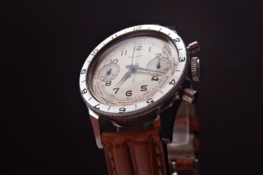The VIntage Corner - Gallet Flying Officer, Fascinating Pilot's Chronograph